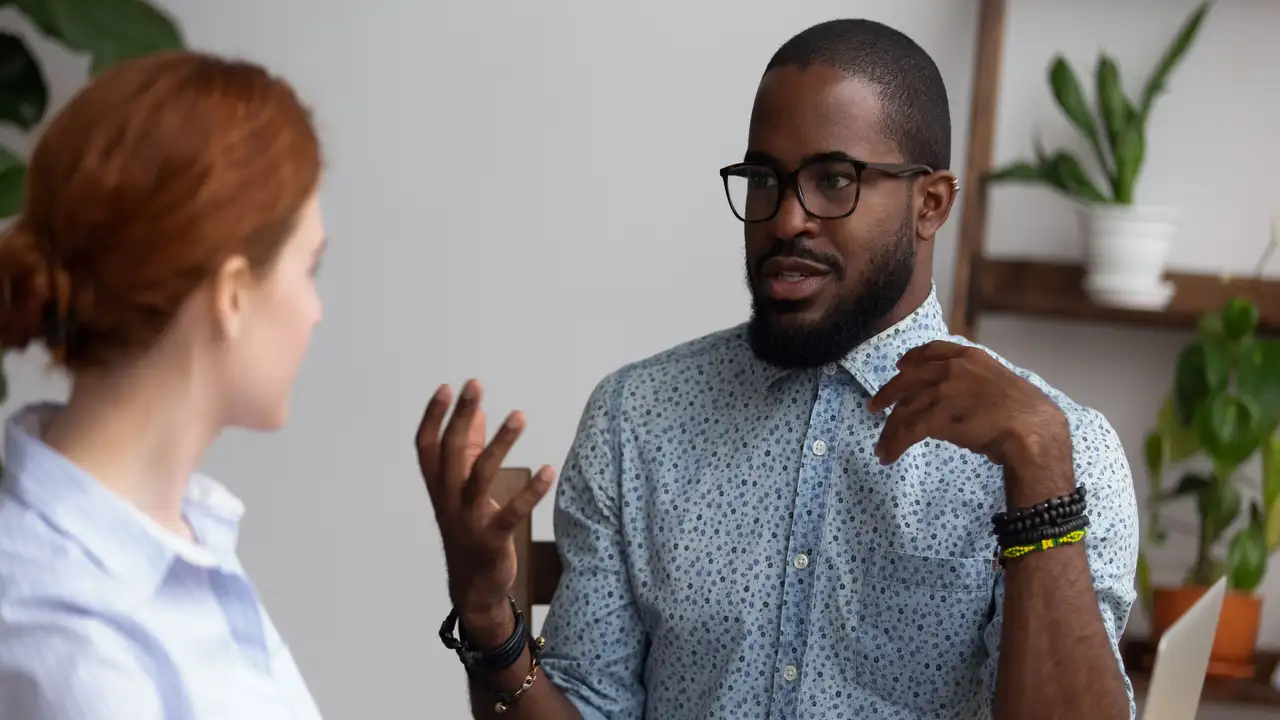 Listen to The Lisa Show 2022 Episode 17: Deepening Connections through ...