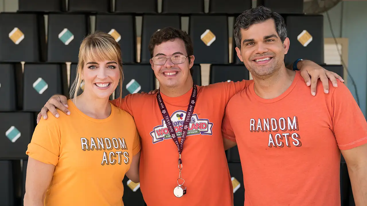 Watch Random Acts 3 Episode 9: Yard In The Cards - BYUtv