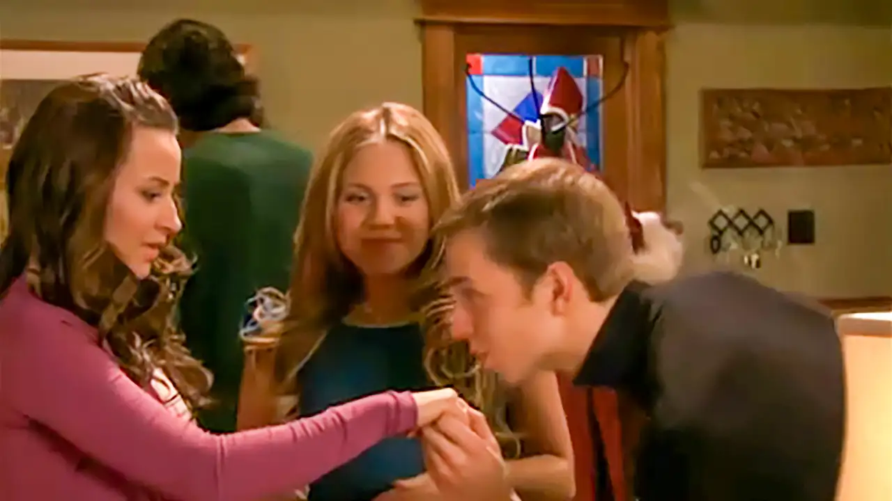 Watch Life with Derek Season 2 Episode 13: Dating Game