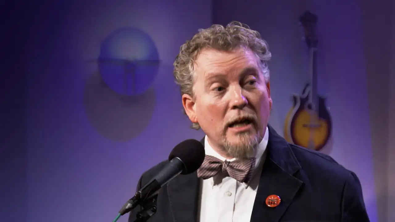 Listen The Apple Seed 3 Episode 12: S3 E12: Meet Miss Grimm - A ...