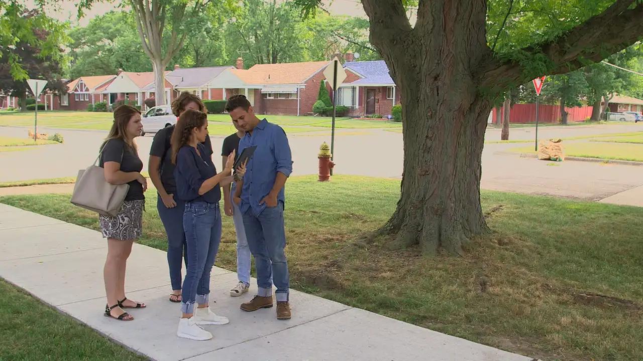 Watch Welcome Home Season 1 Episode 14: We are Family - BYUtv