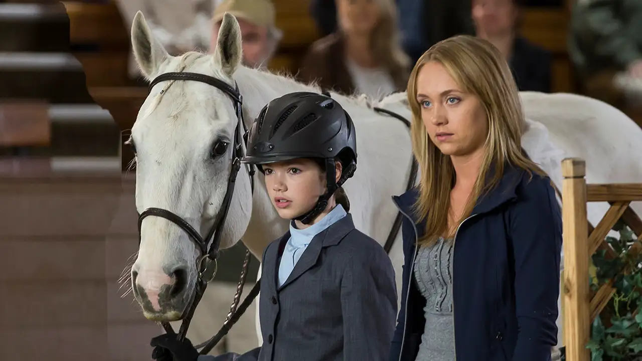 Watch Heartland 7 Episode 2: Living the Moment - BYUtv