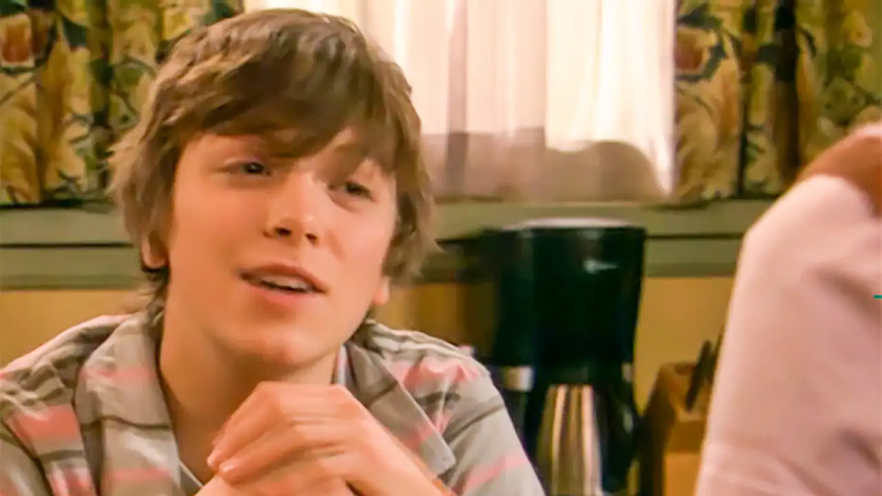 Watch Life with Derek Season 2 Episode 6: Lies My Brother Told Me